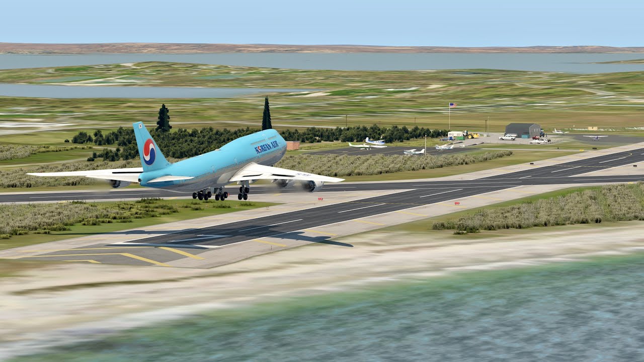 BIG Jets VS Private Island Airport - Elizabeth Field - YouTube
