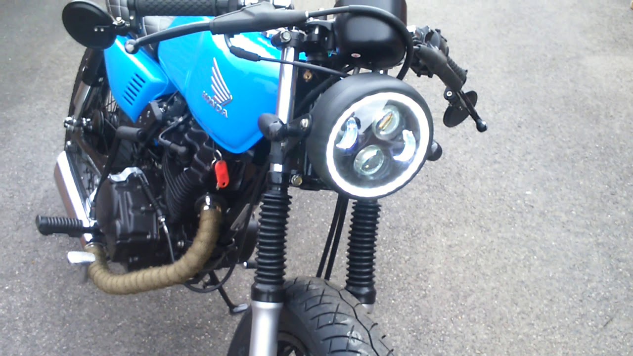 HONDA CG 125 CAFE RACER SKY BLUE AMAZING CUSTOM BUILTD - YouTube