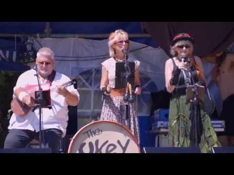 The Ukey Dukes - Budapest - YouTube