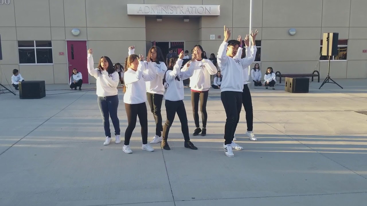 K-Pop Dance Covers-UP Krush Talent Show - YouTube