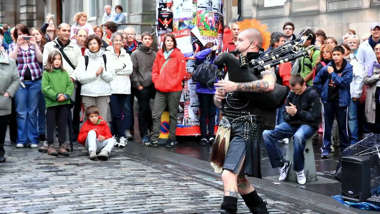 the bad piper Fringe festival Edinburgh 2011 - YouTube