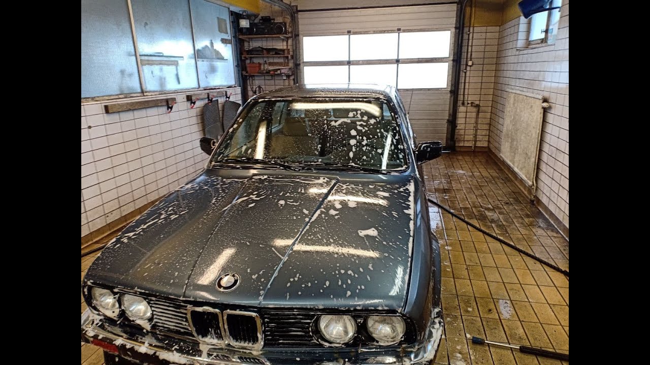 BMW e30 323 första tvätten efter 18år-The first washing after 18 years ...