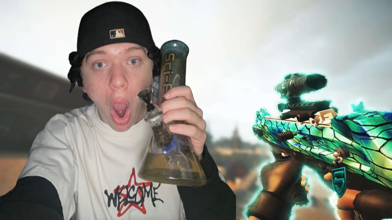 GUY HITS LACED WEED WHILE PLAYING R6!!! - YouTube
