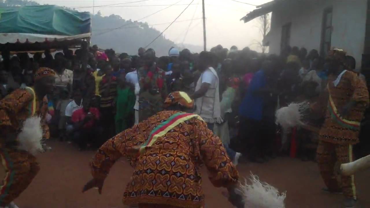 Mbaya Dance of the Wimbum Tribe - Bamenda, Cameroon - YouTube