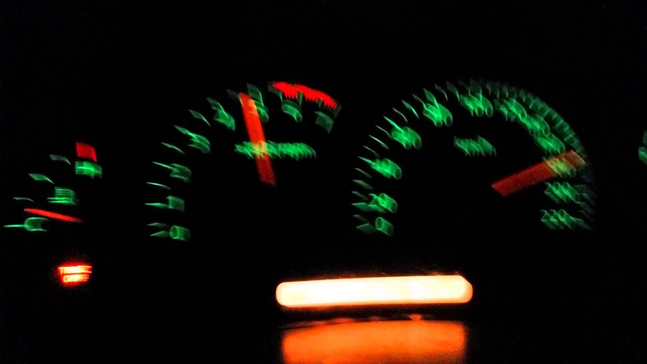 Top speed holden Commodore VT v6 1999 - YouTube