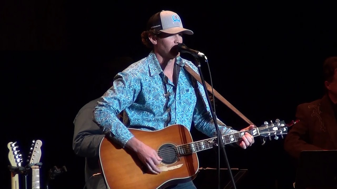 Curtis Grimes Born To Die Live TCMA Awards 2018 - YouTube