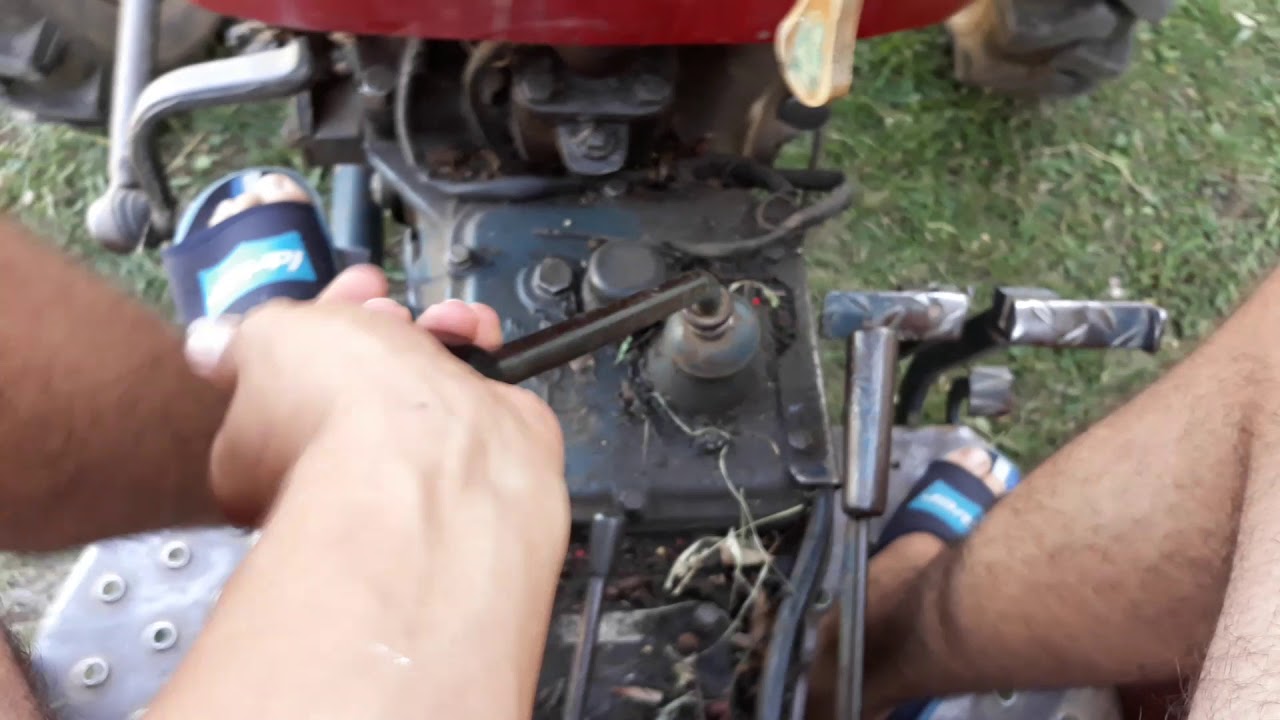 Universal 445 dt start - YouTube