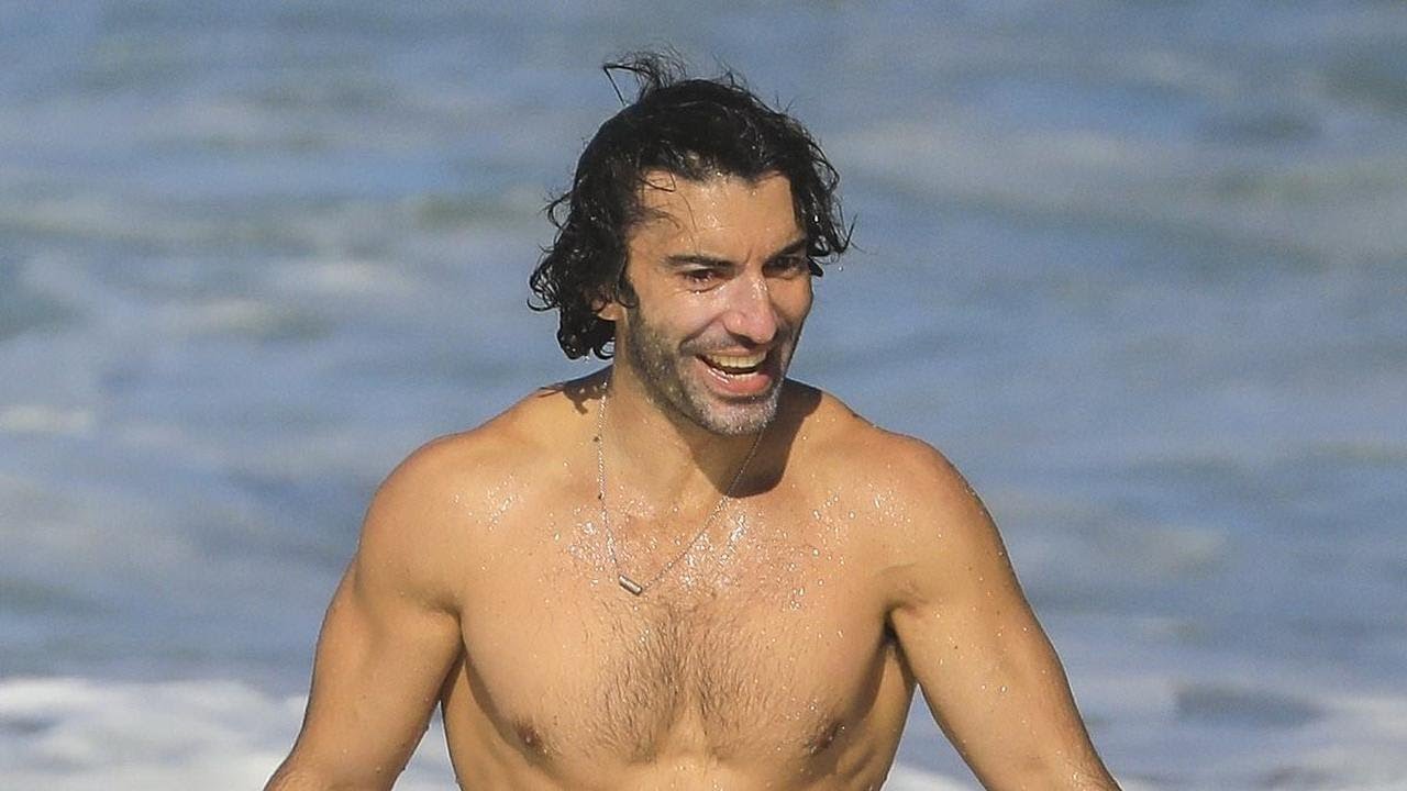 Justin Baldoni Shows Off Ripped Abs in Hawaii Amid Lawsuit Drama with ...