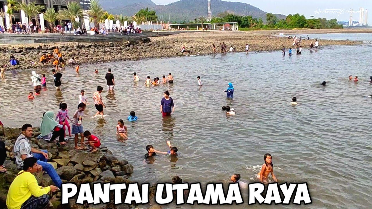 Utama Raya Beach Situbondo - YouTube
