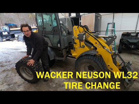 Wacker Neuson WL32 - Tire Change - YouTube