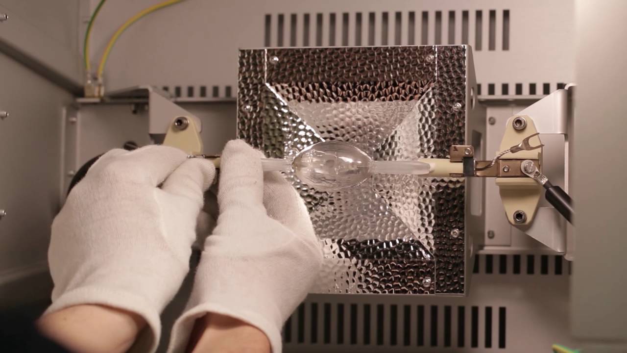 HQI 2000W Replace Lamp - BF Engineering Tutorial - YouTube