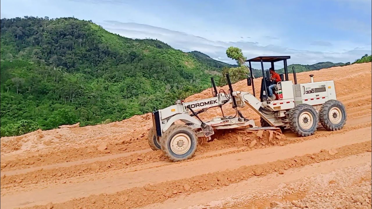 Amazing Skill Motor Grader Operator-Pembentukan Jalan Turunan ...
