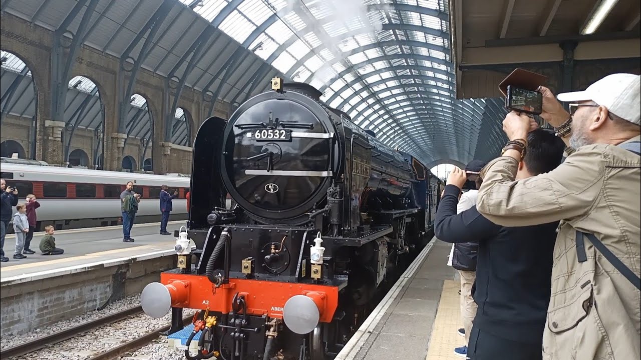 Blue Peter preparing for departure at London Kings cross with class 91 ...