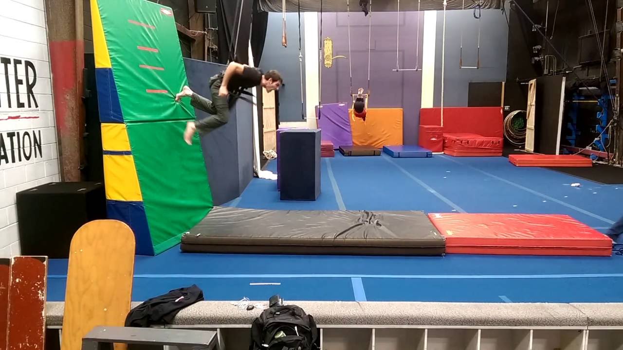 Wire Stunts - "Matrix Revolutions" flip - YouTube