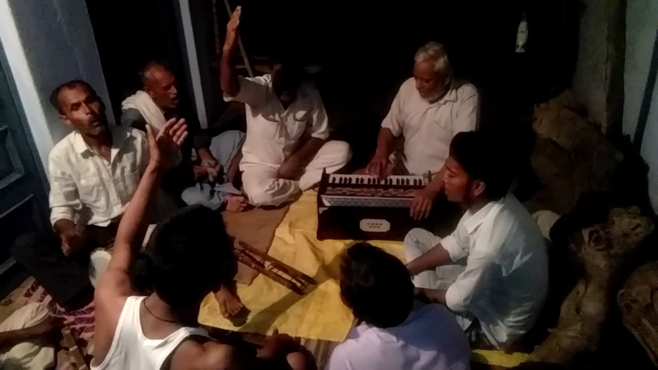 Desh bhakti song shree gwal Baba kirtan mandal jagner - YouTube