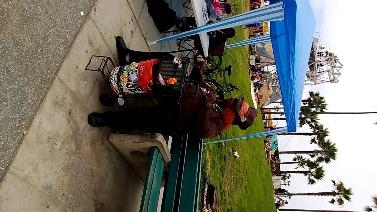 cool rapper at venice beach (yayo and ale) - YouTube