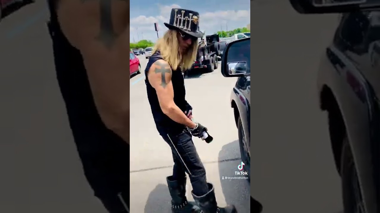 Popping a coke open the Billy way! - YouTube