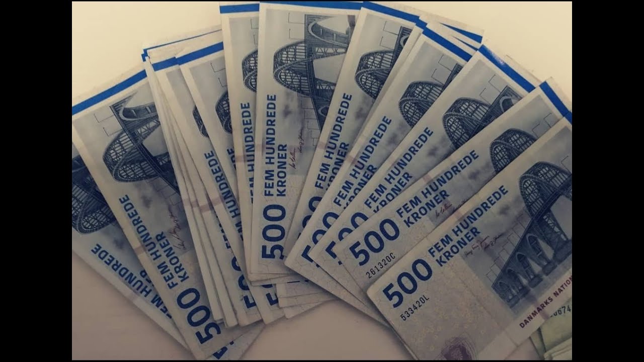 Counting 100k Denmark money - YouTube