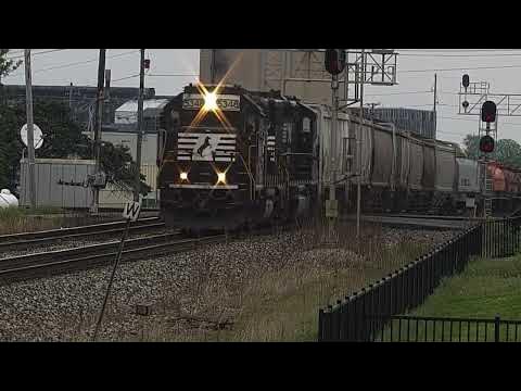NS 5342 fostoria Ohio (Railstream) - YouTube