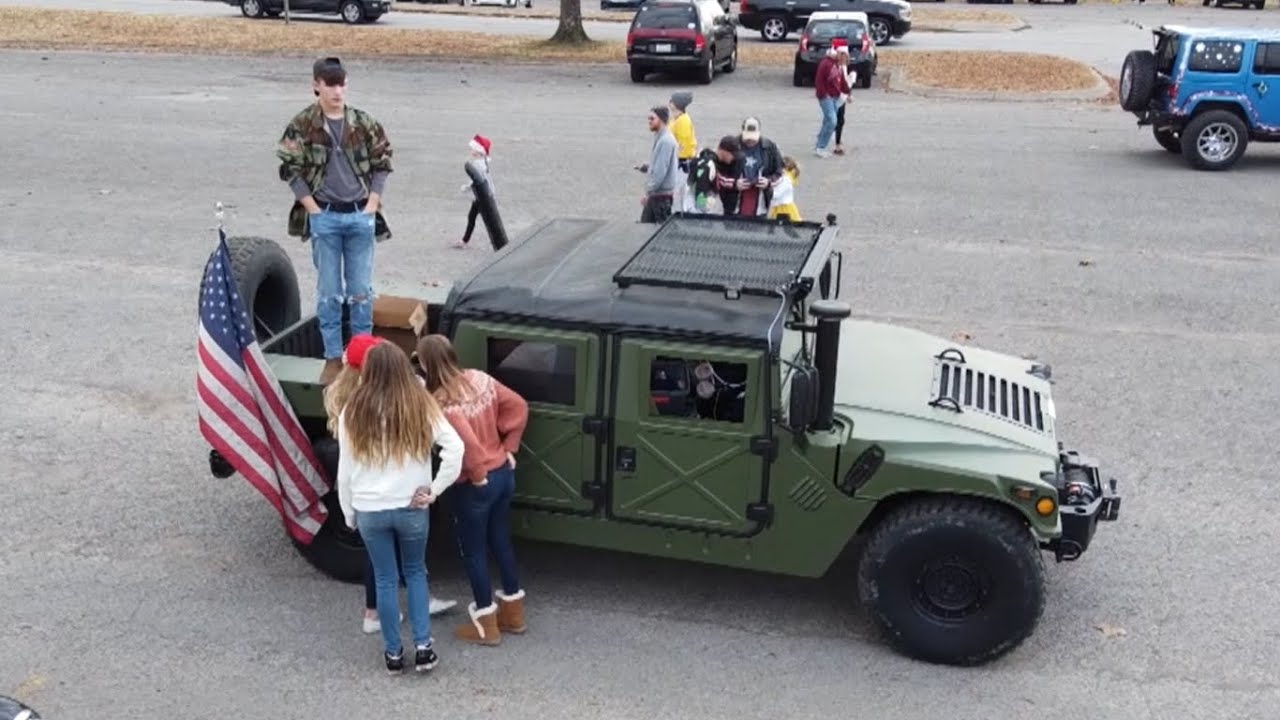 I Took The Humvee To The Hendersonville, TN Christmas Parade - YouTube