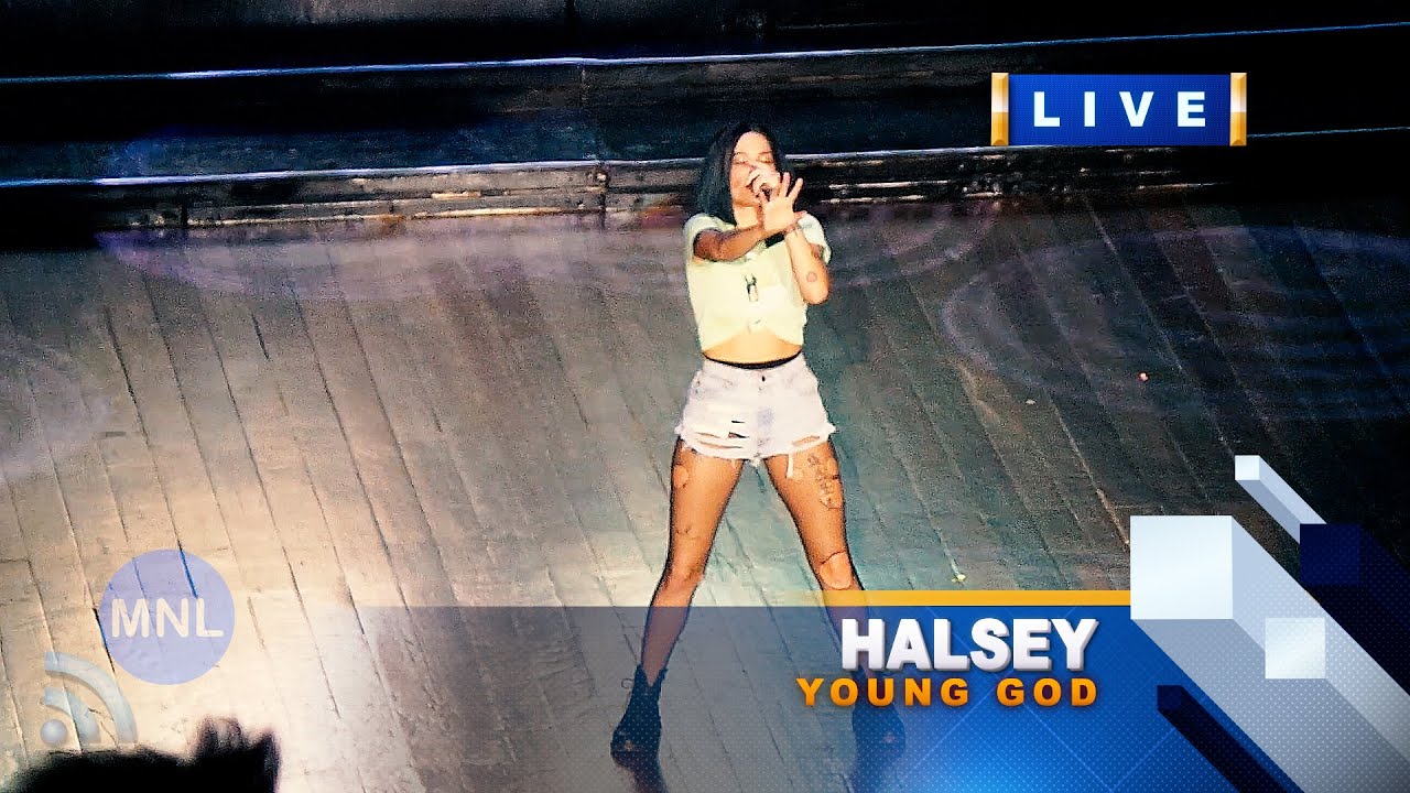 [8K UHD] YOUNG GOD (Halsey) Momentum Live MNL - YouTube