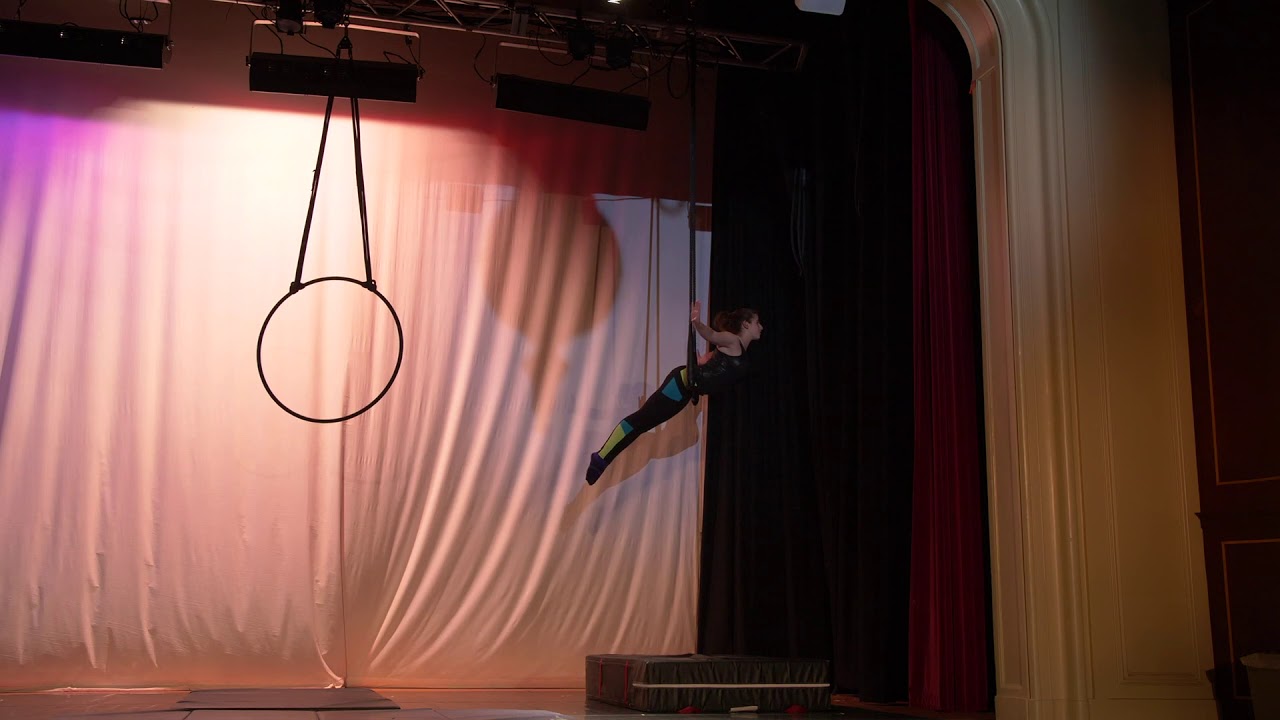 Pretending (Yael): Brown Aerial & Acrobatics Fall Showcase 2019 - YouTube