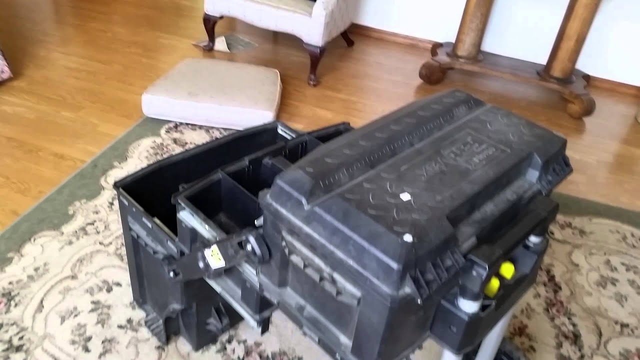 020800R Fat Max 4 in 1 Mobile Work Station FAIL - YouTube