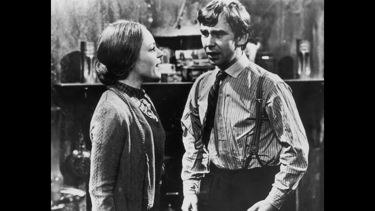 Upstairs Downstairs star Christopher Beeny dies aged 78 - YouTube