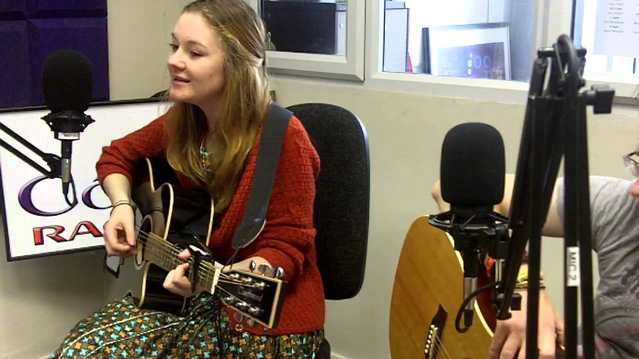 Andy Coupland 'live lounge' Corby radio 96.3fm 'Phoebe Louise' - YouTube