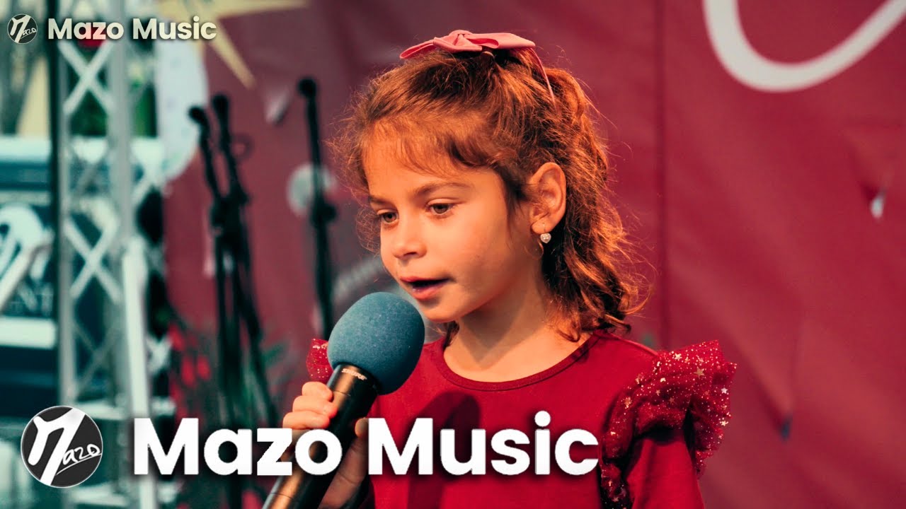 Craciun Mazo Music 2025 - MIHAELA MANOLE - Îngerii colindă - YouTube
