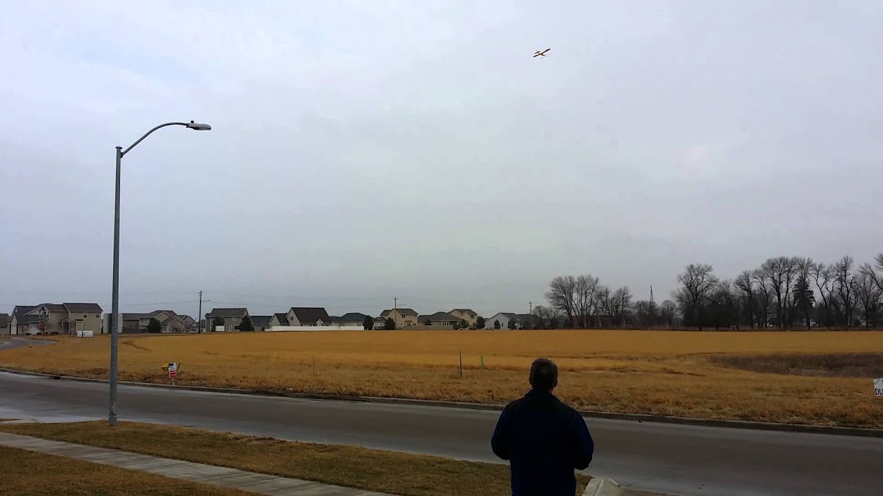 Flite Test Simple Storch short take off - YouTube