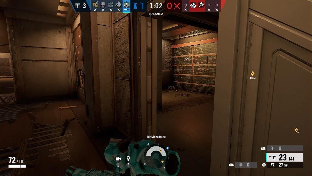 Rainbow Six Siege : Clutch sur la map Repaire - YouTube