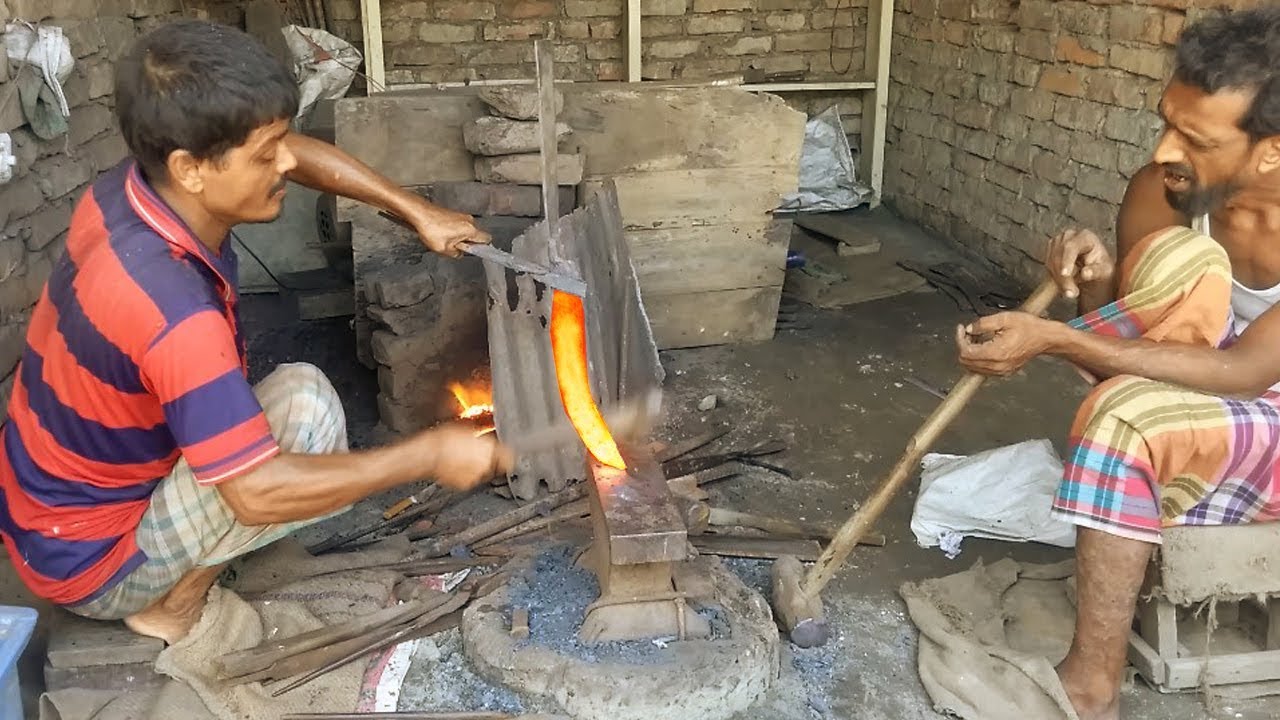 Heavy Blacksmith Making Knife | Simple Black smiting Project | Forging ...