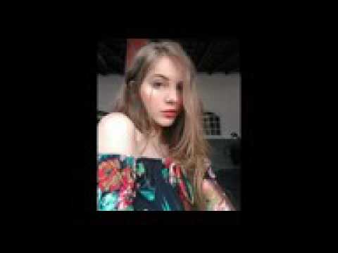 Jhulia Pimentel music