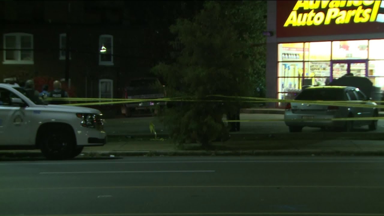 Officer-involved shooting at south St. Louis auto parts store - YouTube