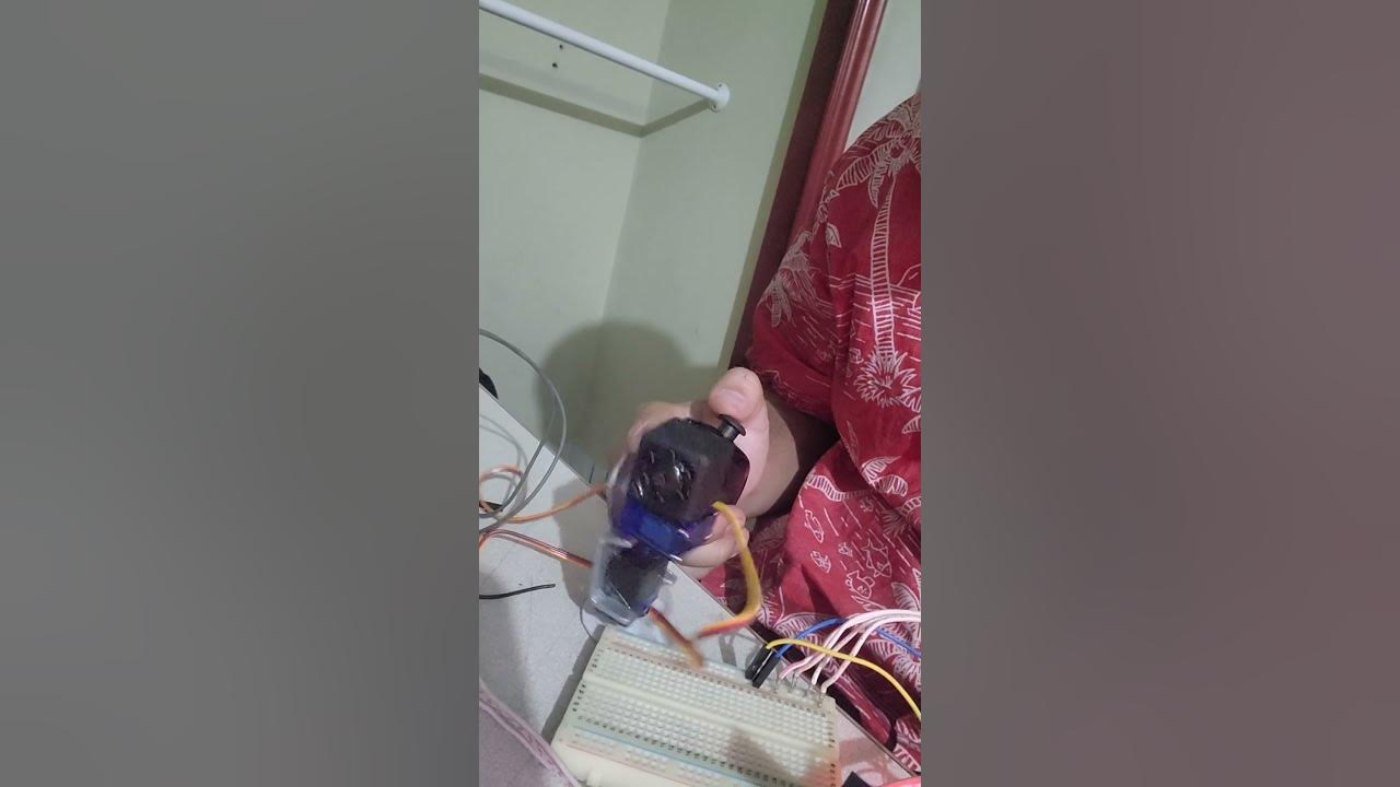 movimiento de cerdo a través de un nunchuk para proyecto arduino - YouTube