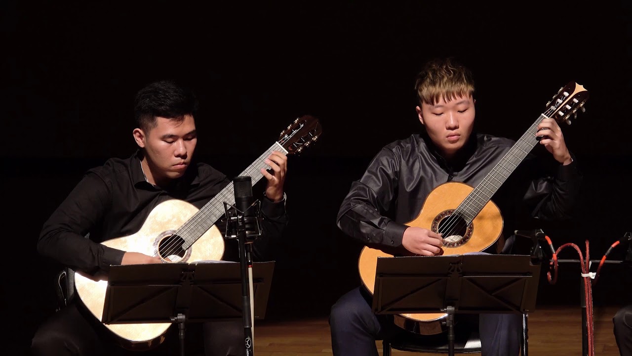 Guitar Quartet - 四季短曲 Four Short Seasons by Andrew Zohn - YouTube