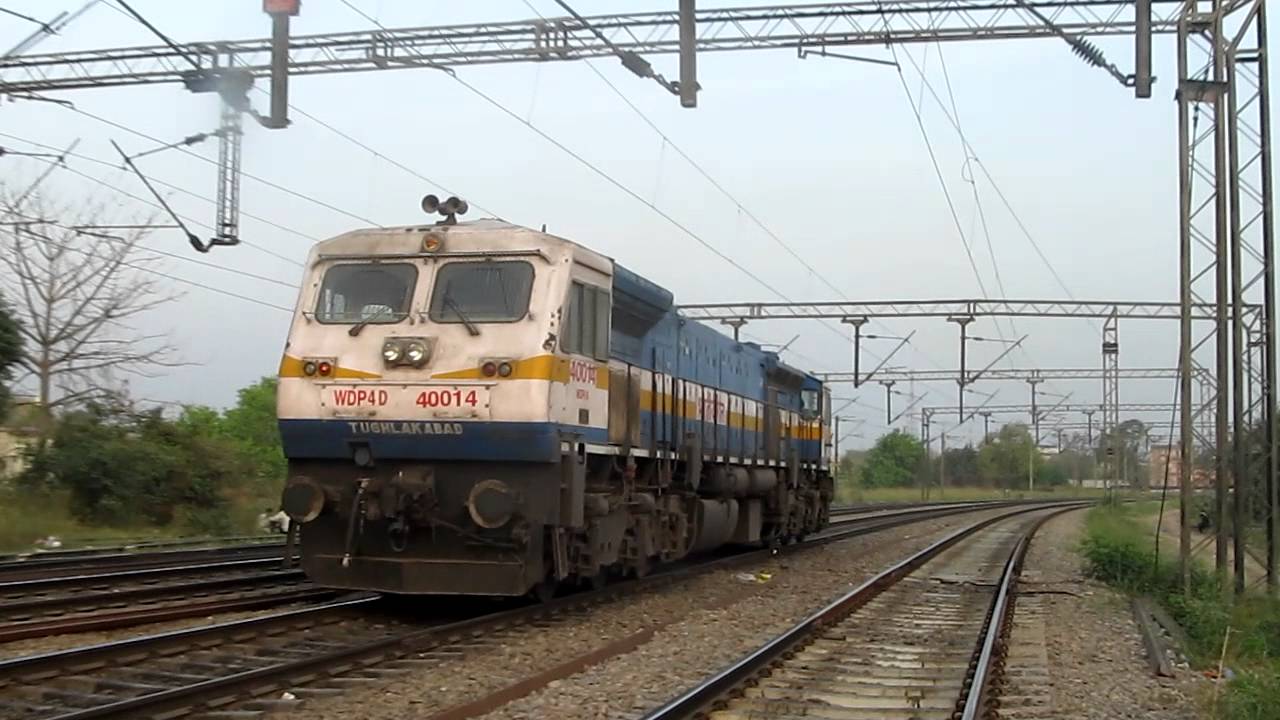 India's First Dual Cab EMD Locomotive TKD WDP 4D 40014 - YouTube
