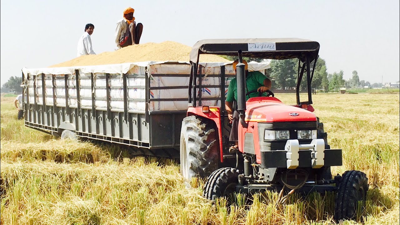 Mahindra Arjun tractor power on 21FT trolley - YouTube