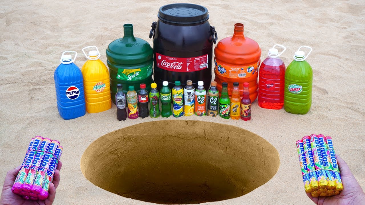 Giant Coca Cola, Big Fanta, Sprite, Mirinda VS Mentos in Giant ...