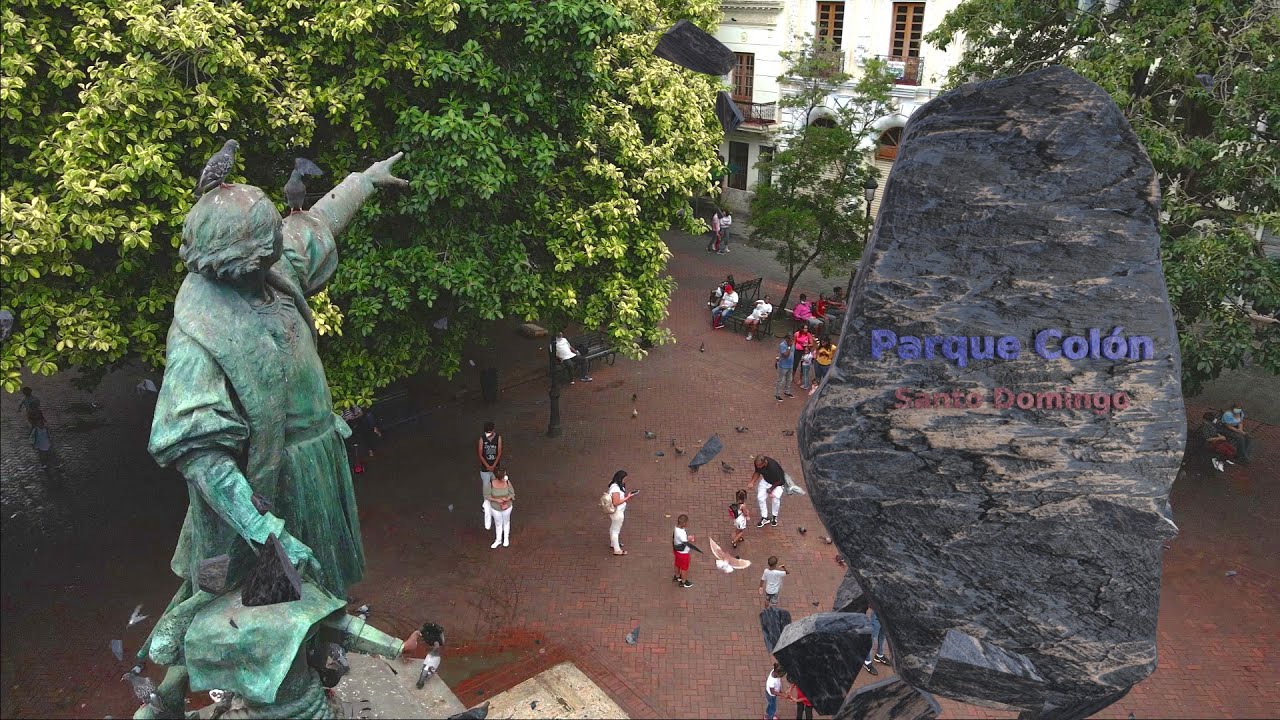 Parque Colón y sus palomas, Zona Colonial de Santo Domingo - YouTube
