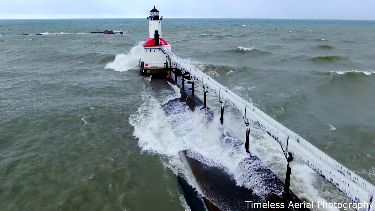 Snow Wind and Ice at the Michigan City Lighthouse Nov 12 2019 - YouTube