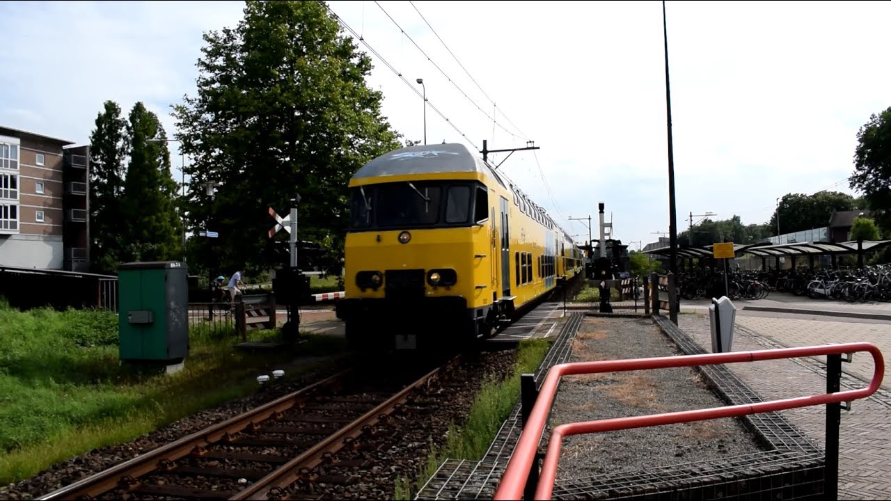 NS 1778 + DDM-1 Stam 7202 als LM vanuit Maastricht! - YouTube