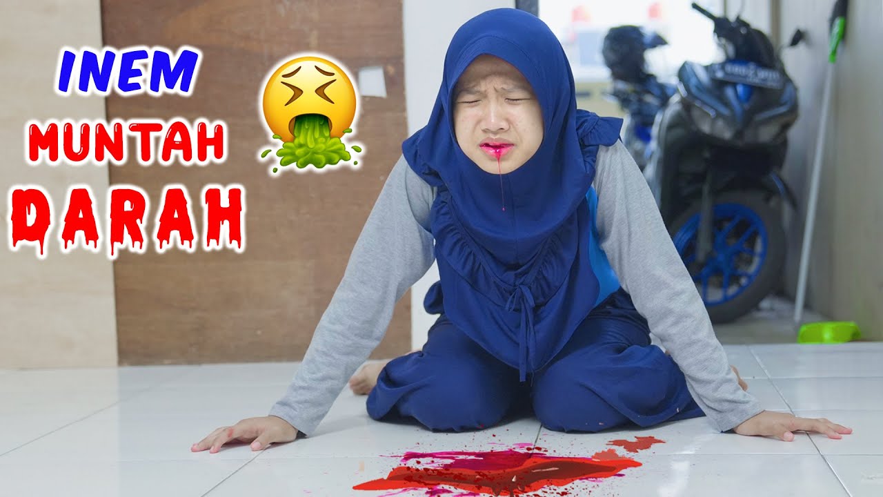 Drama | Inem Muntah Darah - YouTube