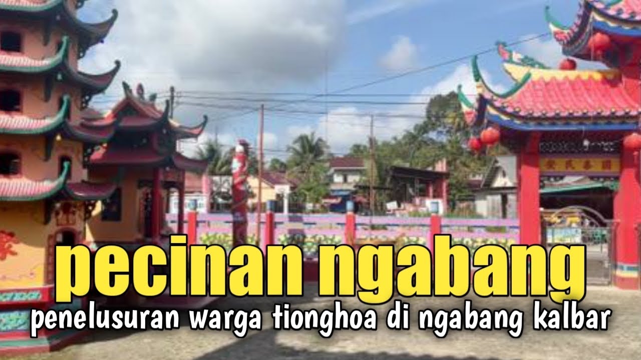 Suasana pecinan ngabang - YouTube