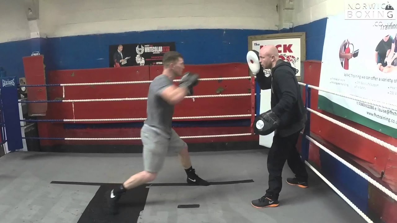 Joe Hurn training for his first pro title bout - YouTube