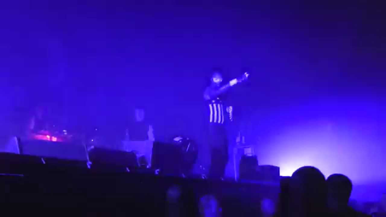 The Prodigy Omen - Live HMH Amsterdam 2015 - YouTube