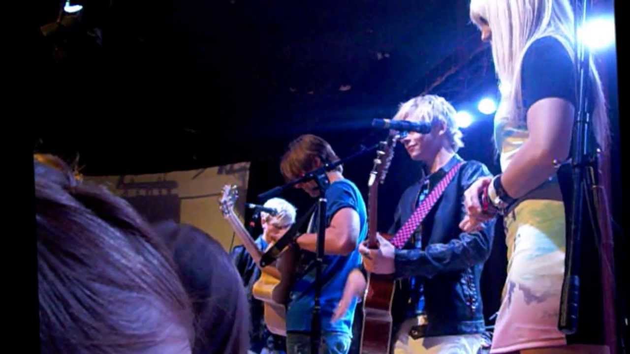 R5 meet and greet Lawrence, Kansas - YouTube