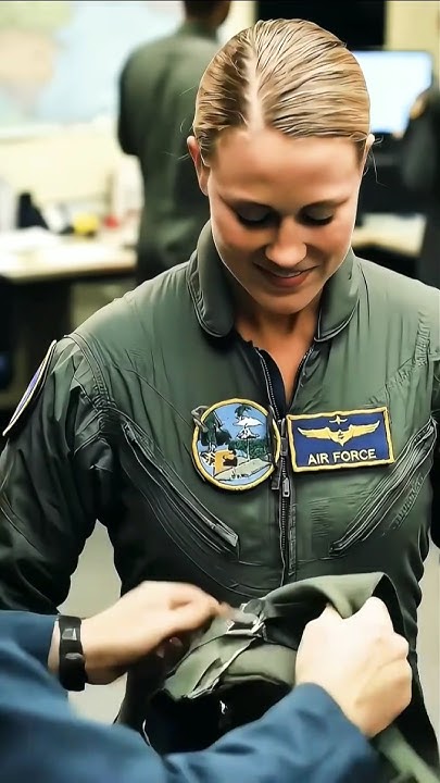 When Female F-35 Fighter Pilots Take Action at Night #womenpilot #pilot ...