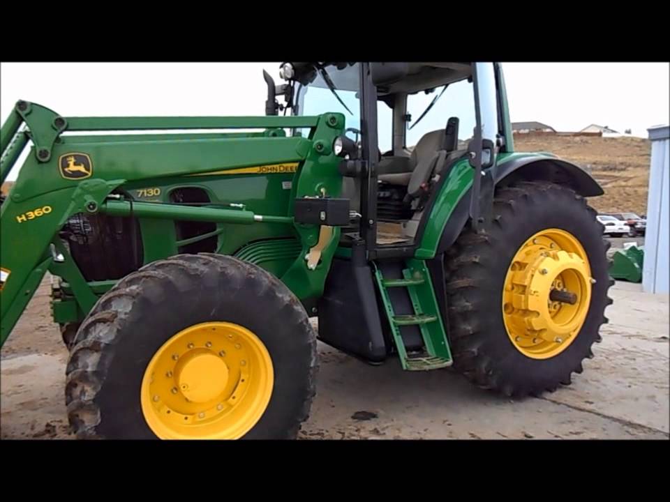 John Deere 7130 Premium MFWD Tractor - YouTube